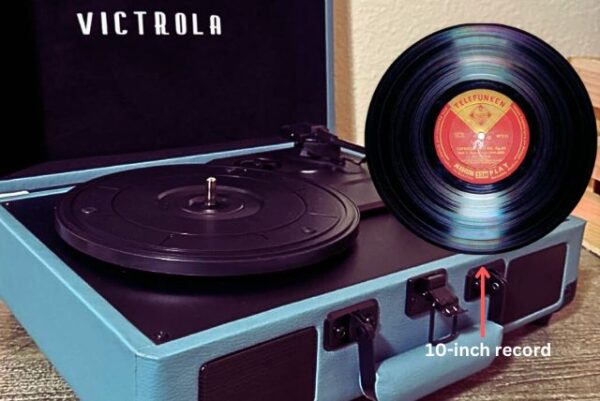 Alexa, tell me how to use a Victrola Turntable